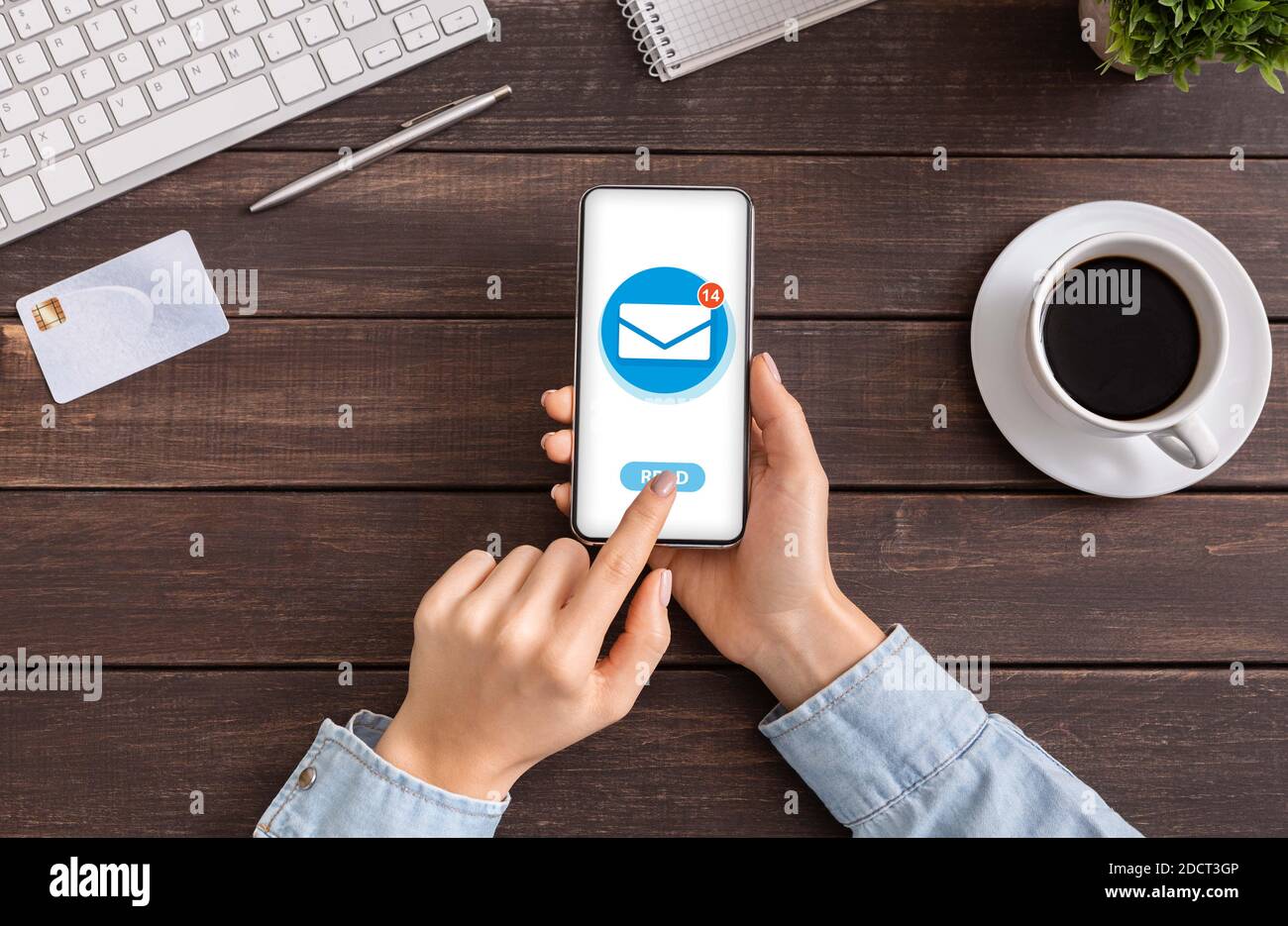 Incoming messages hi-res stock photography and images - Alamy