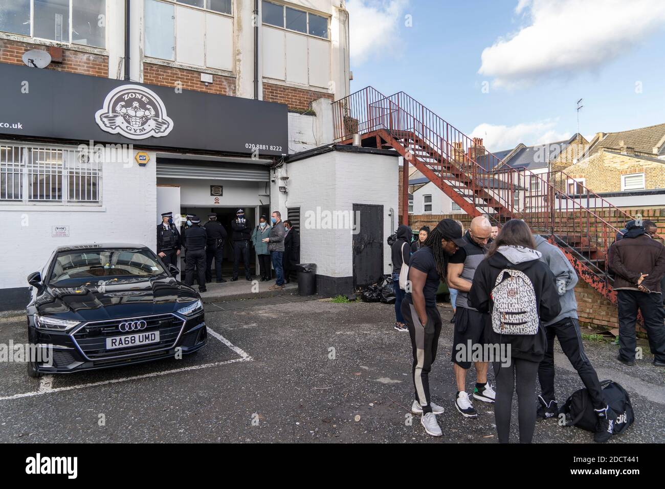 Police gym uk hi-res stock photography and images - Alamy