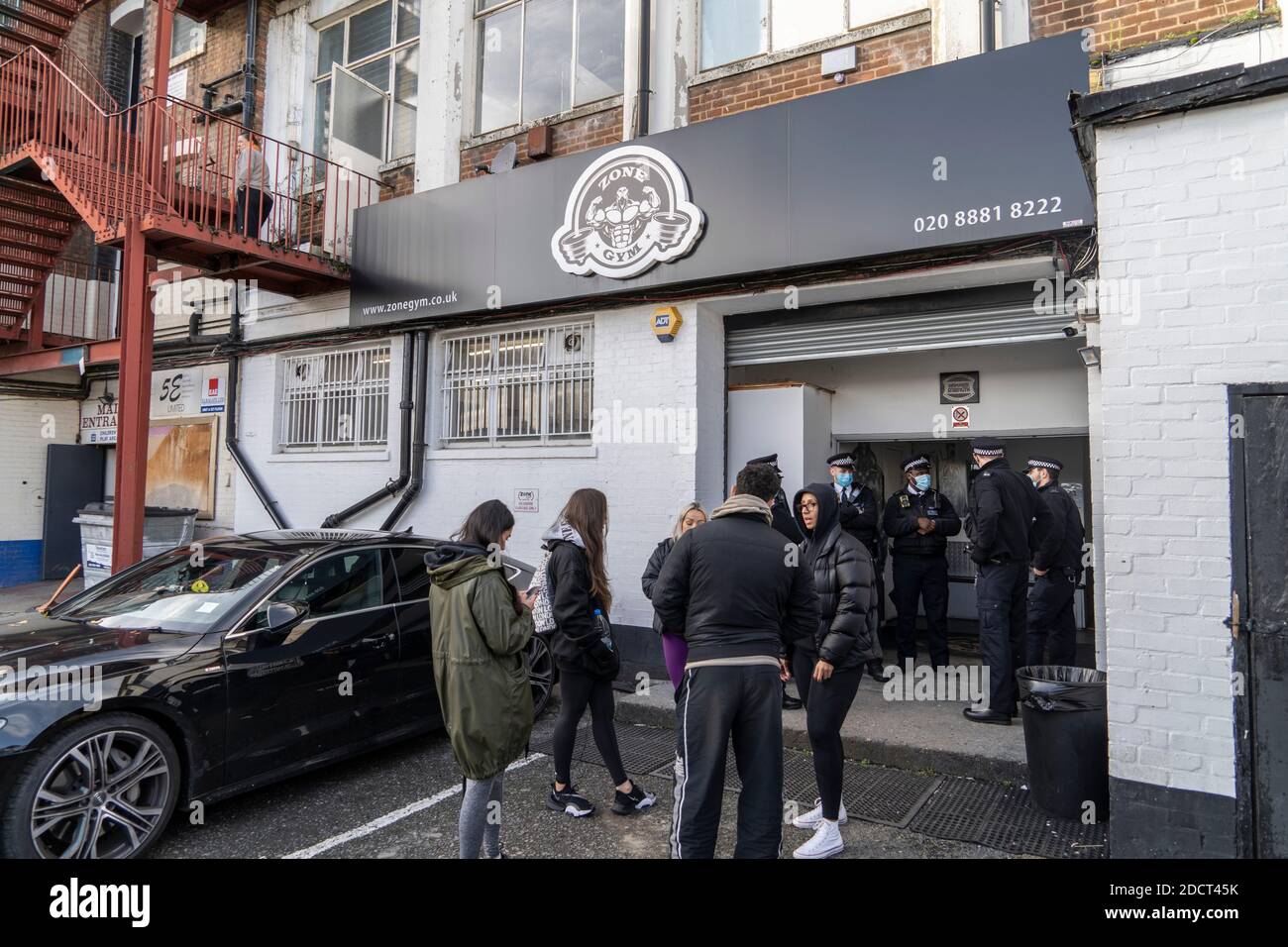 Police gym uk hi-res stock photography and images - Alamy