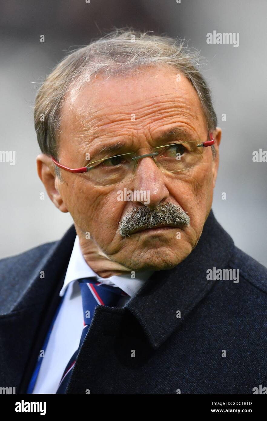 France's Jacques Brunel coach during the NatWest 6 Nations match at the ...