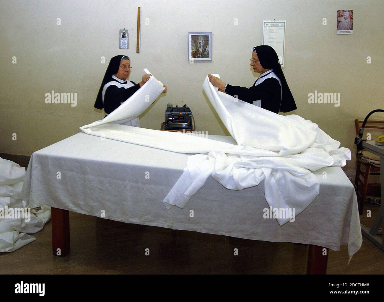 Antechambers hi-res stock photography and images - Alamy