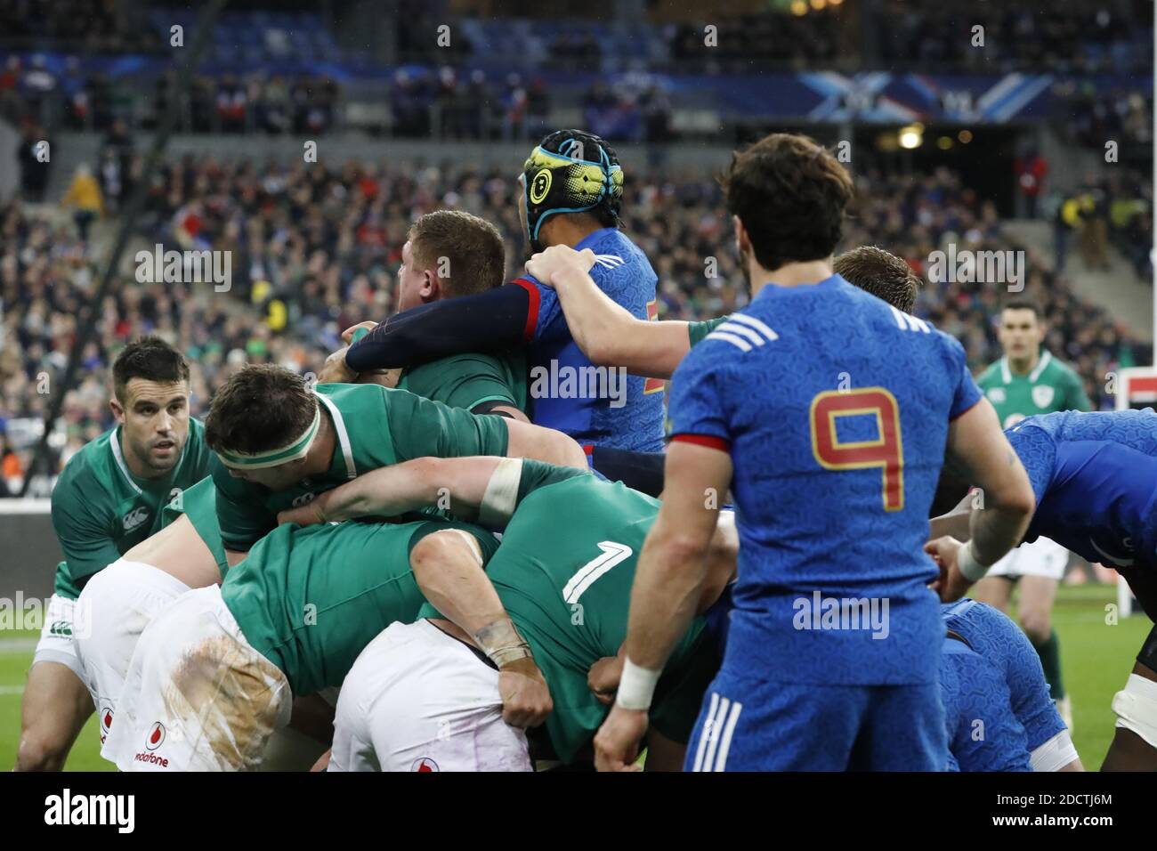 Furious maul during Rugby Natwest 6 Nations Tournament, France vs ...
