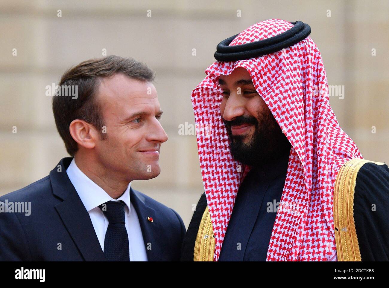 French President Emmanuel Macron welcomes Saudi Arabia's crown prince ...
