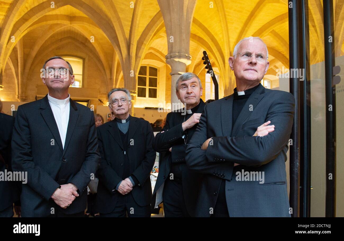 From left to right Secretary-general and spokesperson of the Conference ...