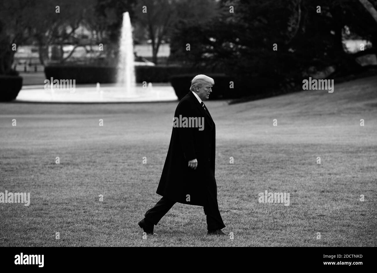 Press abaca Black and White Stock Photos & Images - Alamy