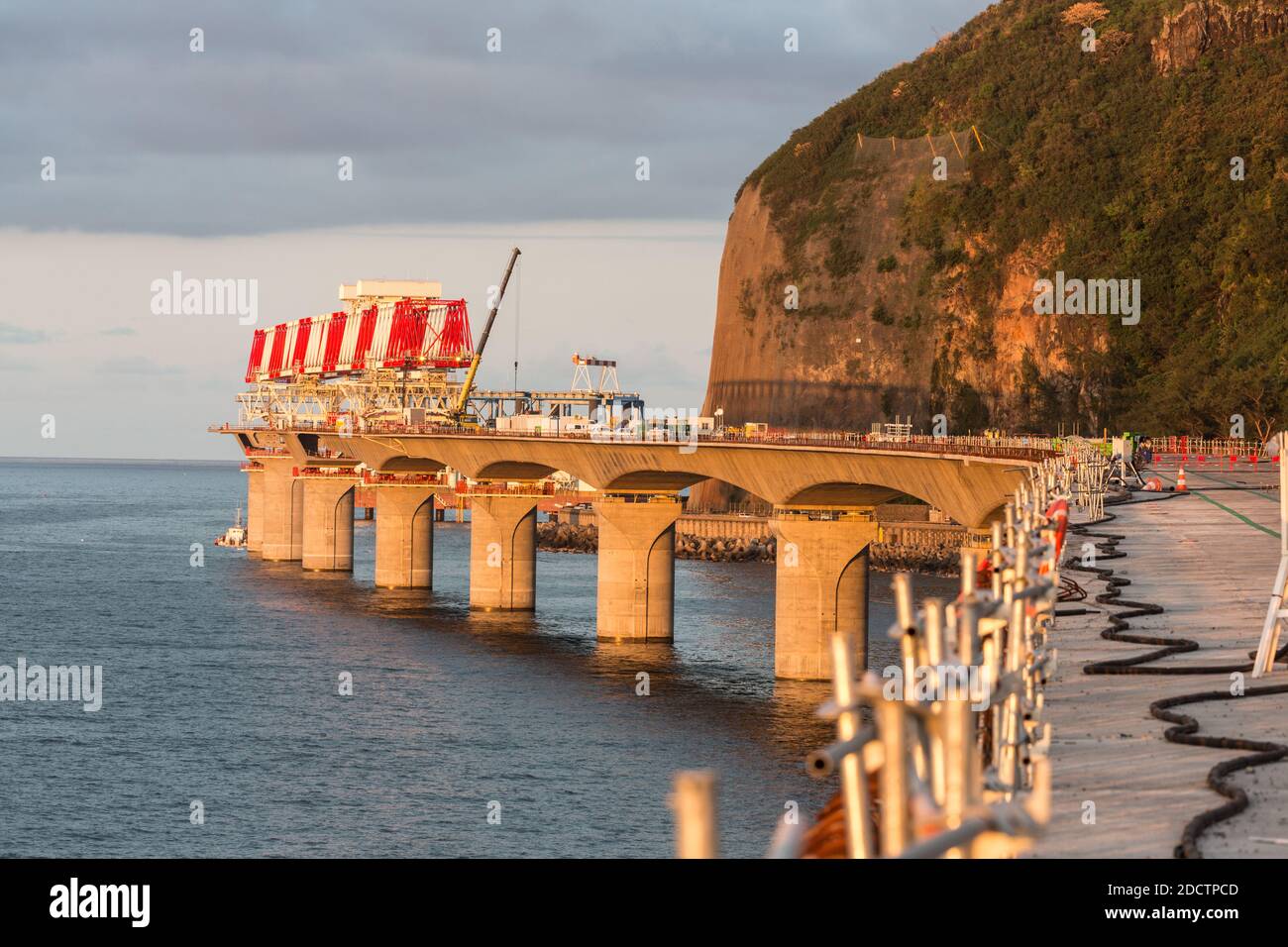 New coastal road reunion island hi-res stock photography and images - Alamy