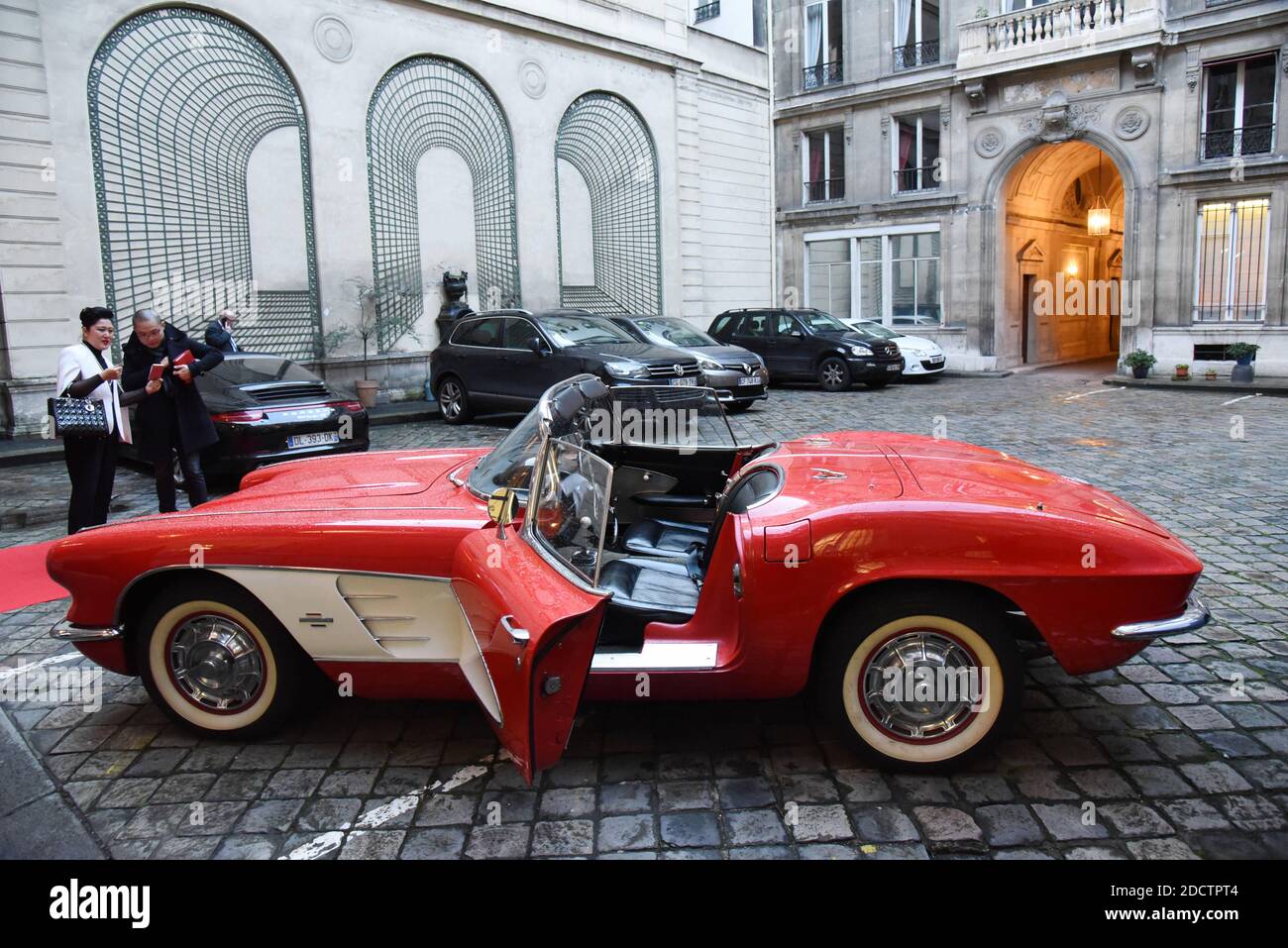 Chevrolet Corvette Roadster de 1961 achetée lors d'un dîner caritatif ...