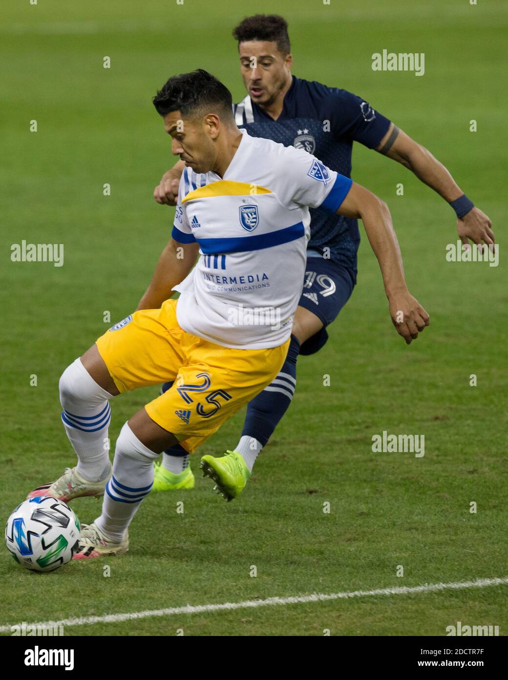 Andyrios hi-res stock photography and images - Alamy