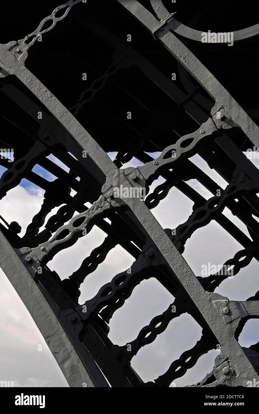 Proof of stress such as breaks in ties linking structural ribs of the ...