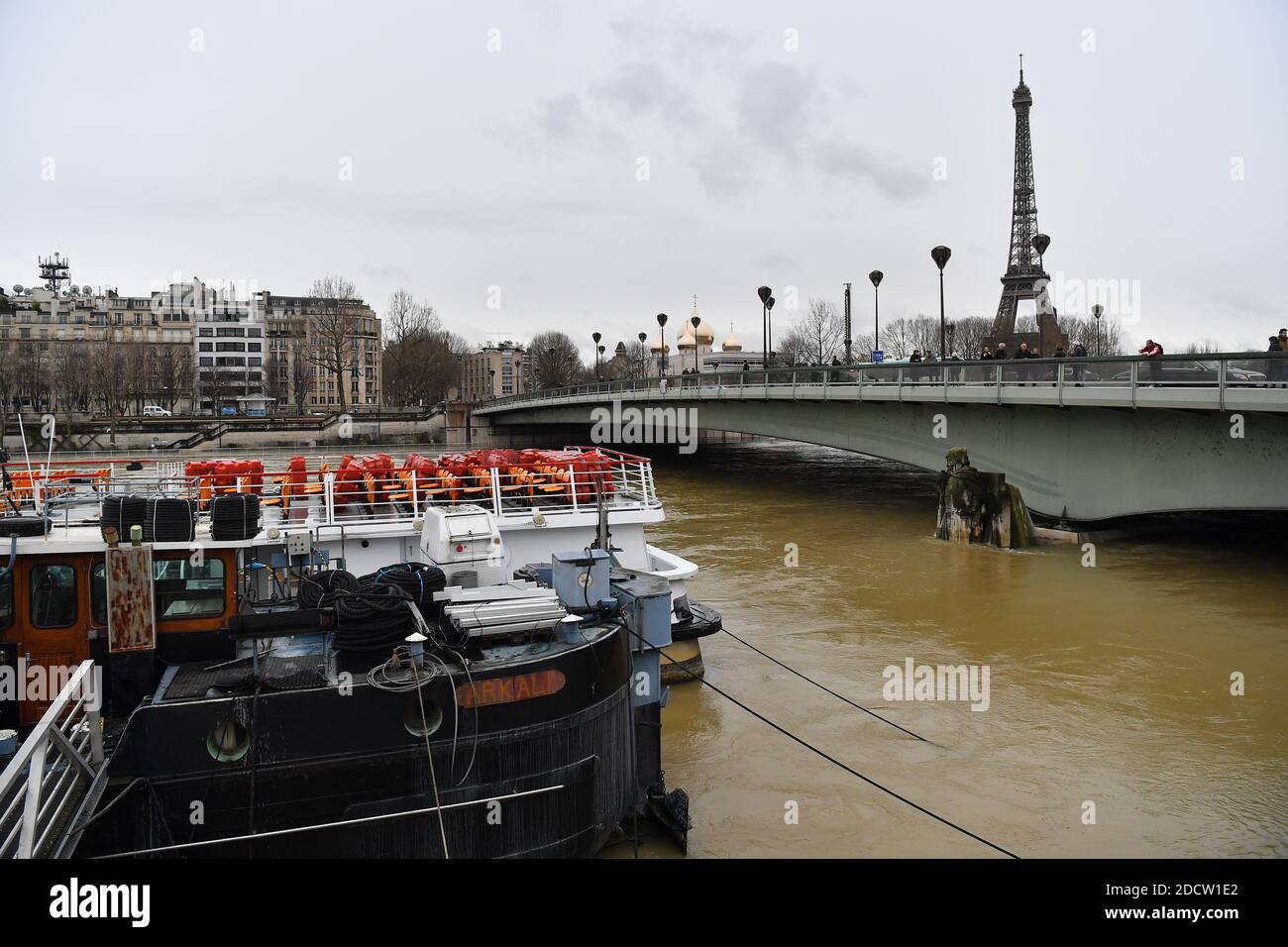 River banks are under water as Seine river keep on rising in Paris ...