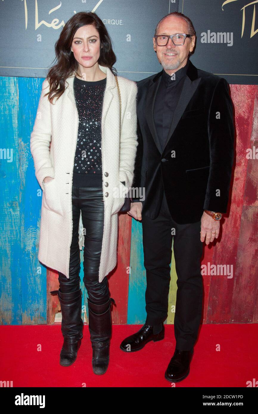 Anna Mouglalis et Alain Pacherie president du Cirque Phenix assistent ...