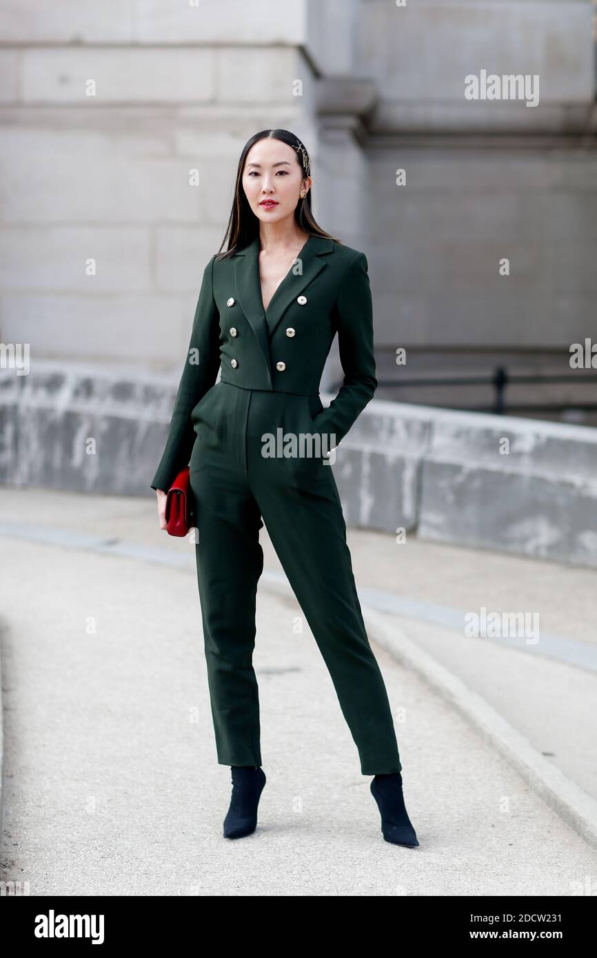 Street style, Chriselle Lim arriving at Elie Saab Fall-Winter 2018-2019 ...