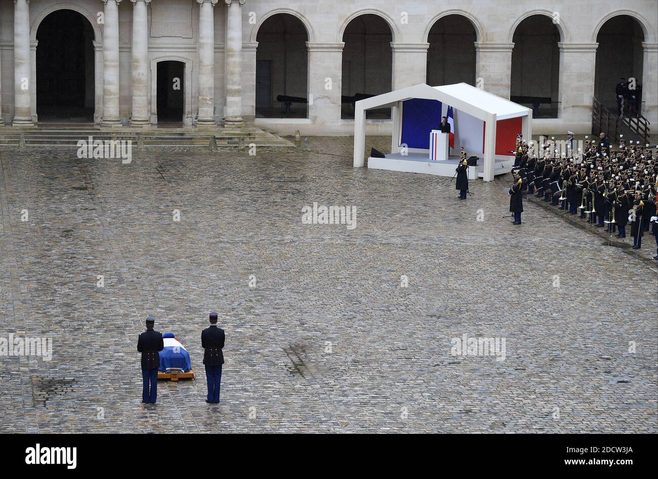 French army cadets hi-res stock photography and images - Alamy