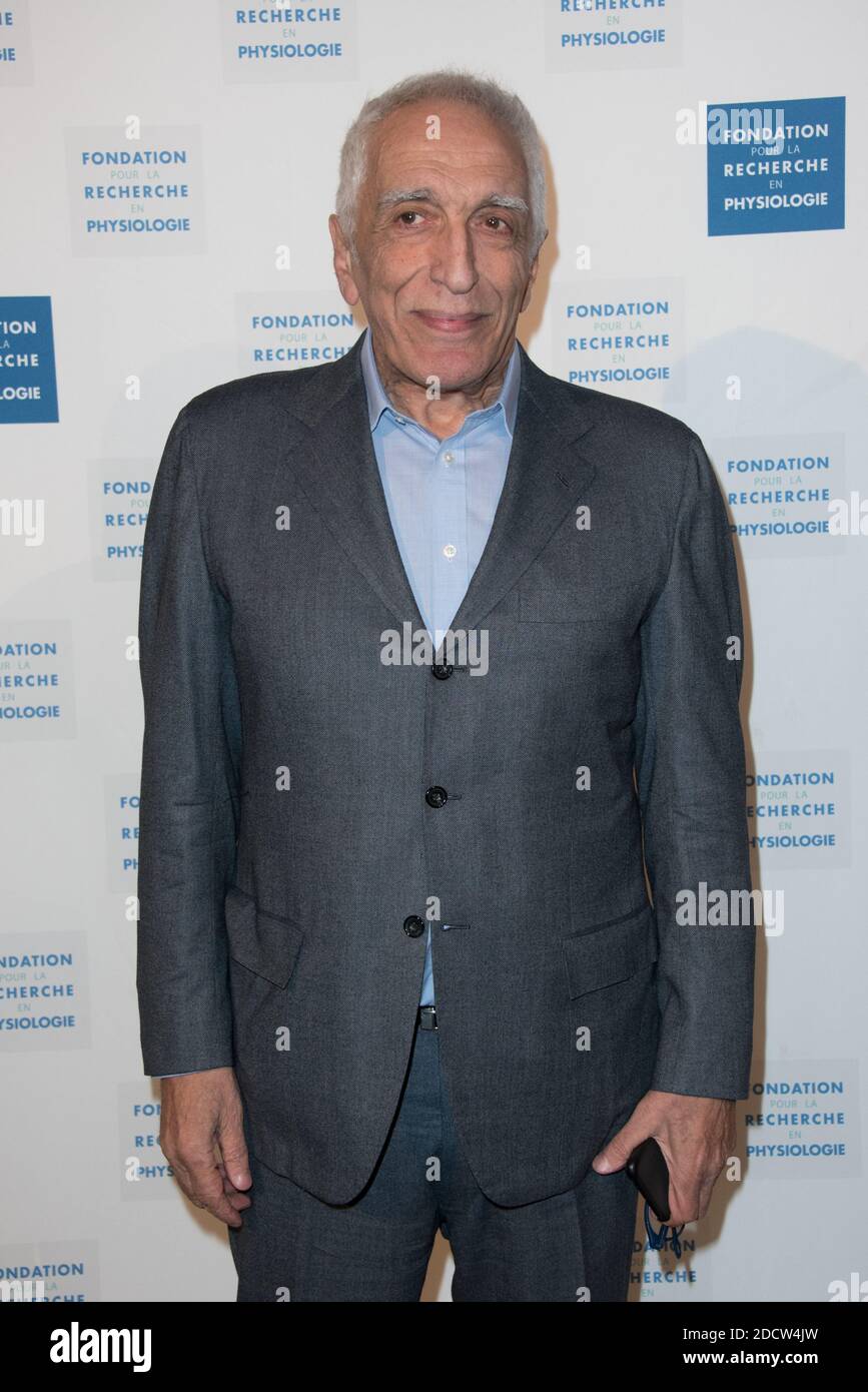 Gérard Darmon assiste a la soirée de Gala de bienfaisance de La ...