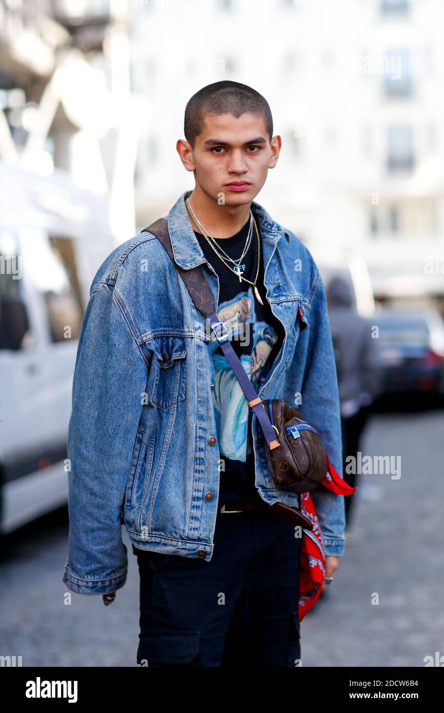 Street style, Model Sakua Kambong after Off White Fall-Winter 2018-2019 ...