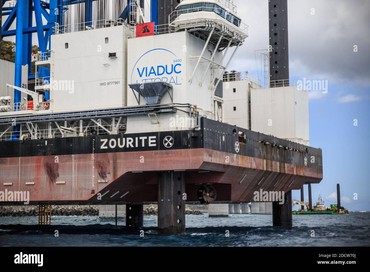 NO WEB/NO APPS - Exclusive. General view of the 'Zourite' jack-up barge ...