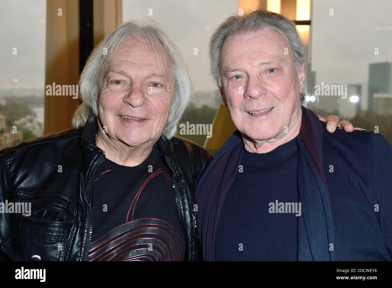 Jacques Monty et Herbert Leonard assistent a la ceremonie de remise des ...