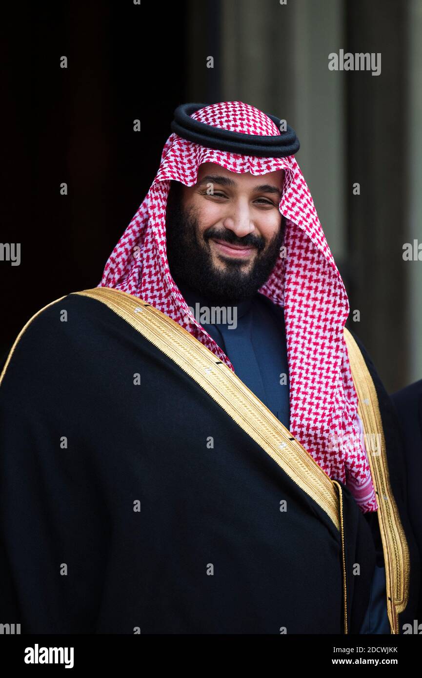 French President Emmanuel macron and the crown prince of Saudi Arabia ...
