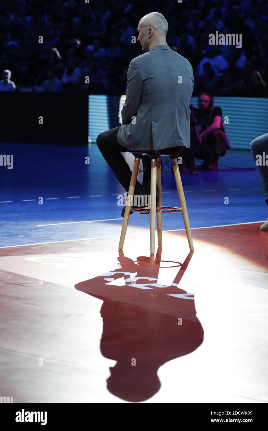 France's legendary goalkeeper Thierry Omeyer is presented to the crowd ...