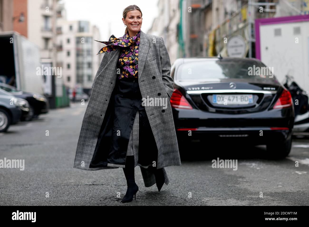 Street style, Janka Polliani arriving at Carven Fall-Winter 2018-2019 ...