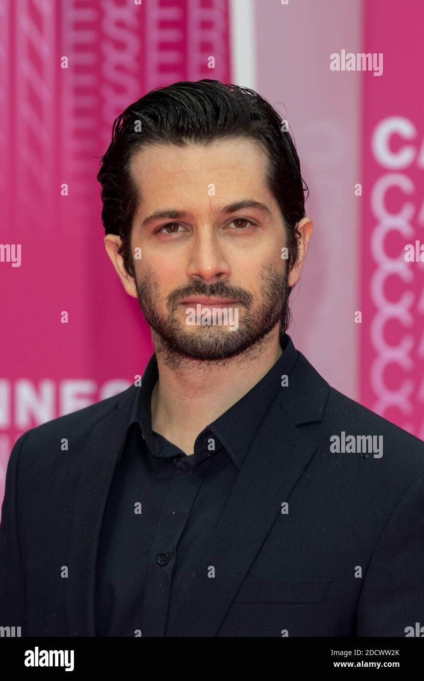 Ran Danker from the serie 'Miguel' poses along the pink carpet for the ...