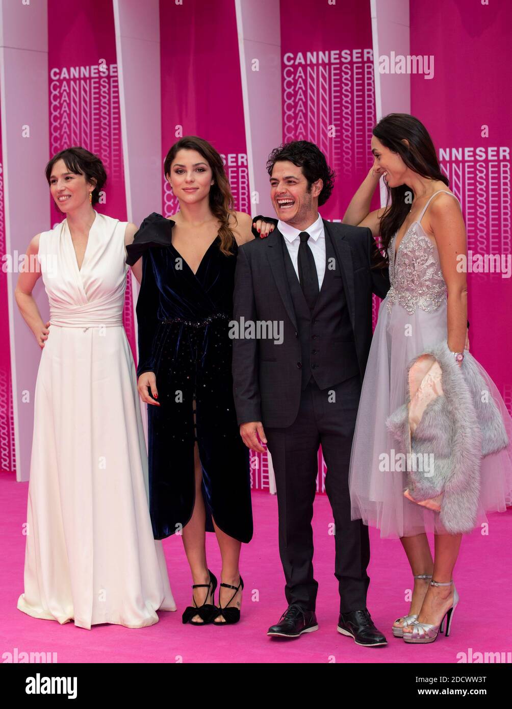 (L-R) Ariadna Gil,Pauline Davila,Alfonso Dosal from the serie 'Aqui en ...