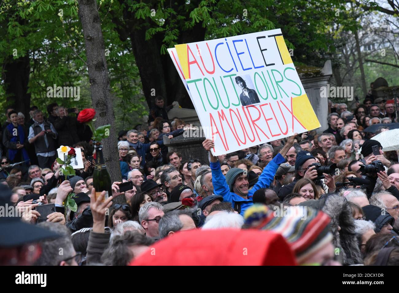 Izia Higelin, Arthur H, Ken Higelin during the funeral of Jacques ...