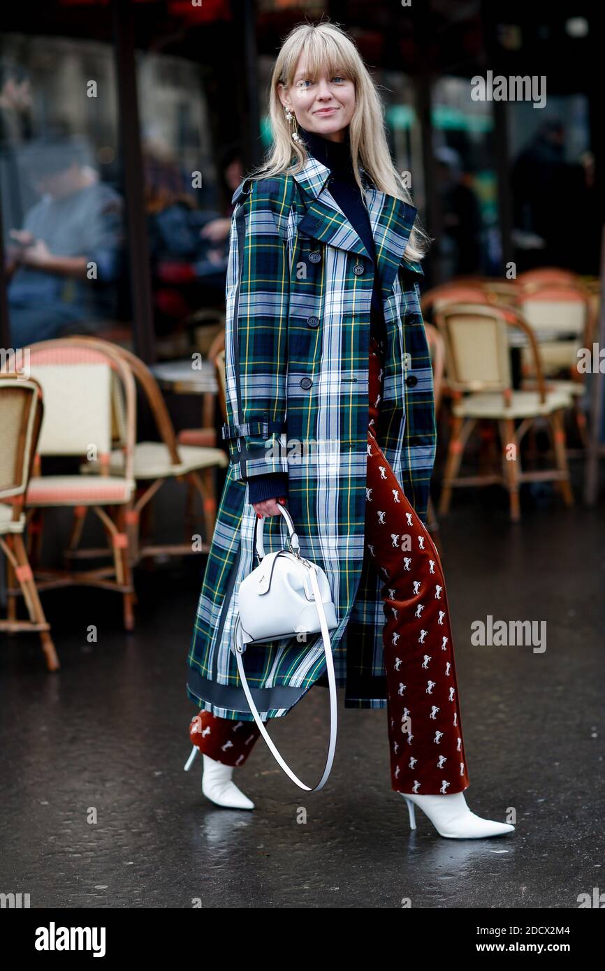 Street style, Jeanette Friis Madsen arriving at Nina Ricci Fall-Winter ...