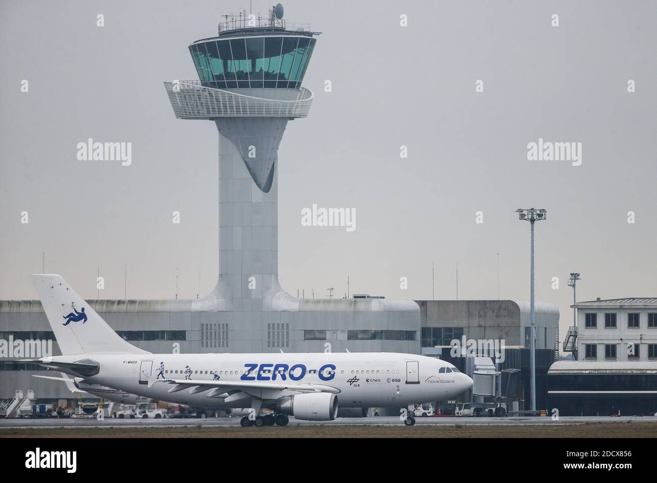 Novespace hi-res stock photography and images - Alamy