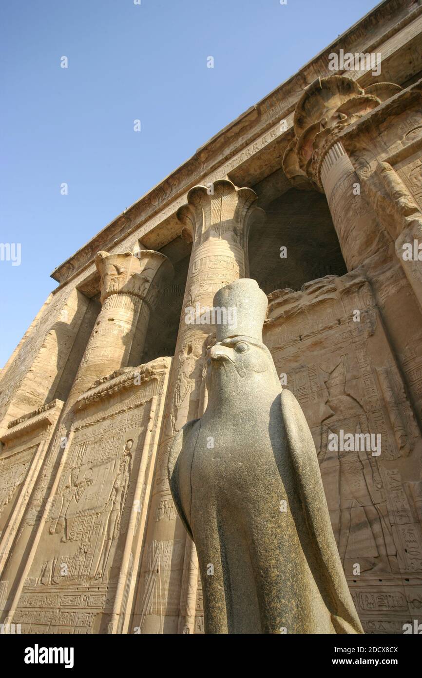 TEMPLE OF EDFU, EGYPT Stock Photo - Alamy