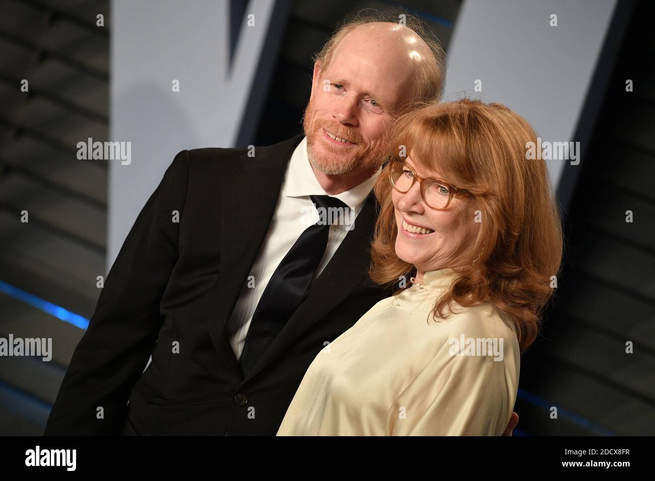 Ron Howard (L) and Cheryl Howard attending the 2018 Vanity Fair Oscar ...