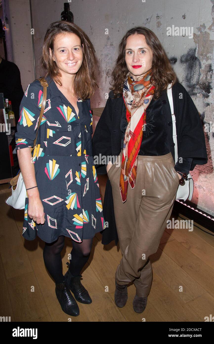 Constance Gennari fondatrice du blog The Socialite Family arriving at ...
