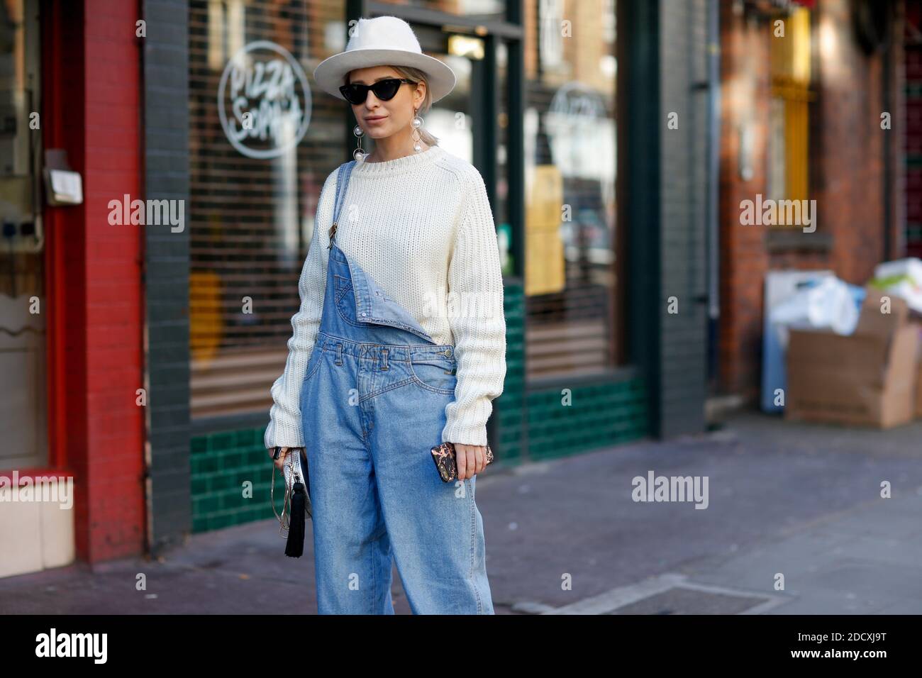 Street style, Deea Codrea arriving at JW Anderson Fall-Winter 2018-2019 ...