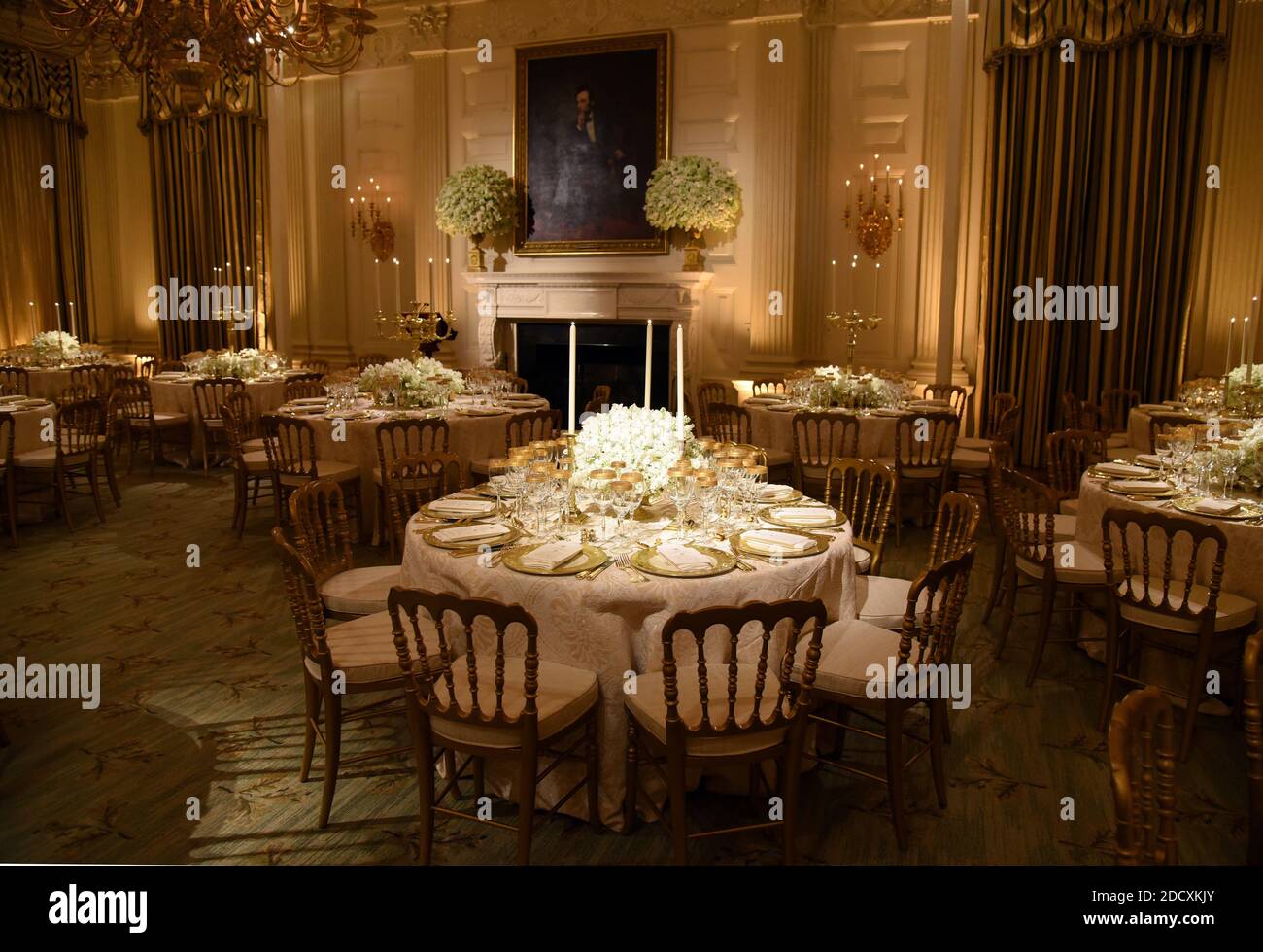 Tables and menues are seen during a press preview of a State Dinner in ...