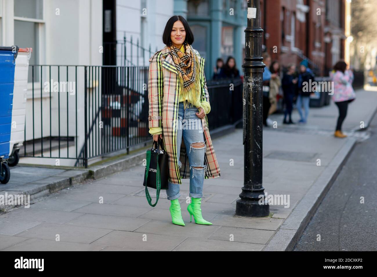 Street style, Tiffany Hsu arriving at JW Anderson Fall-Winter 2018-2019 ...