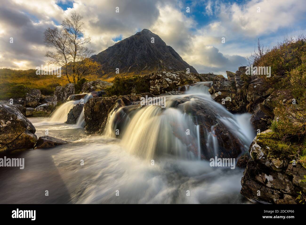 Triangle Waterfall High Resolution Stock Photography and Images - Alamy
