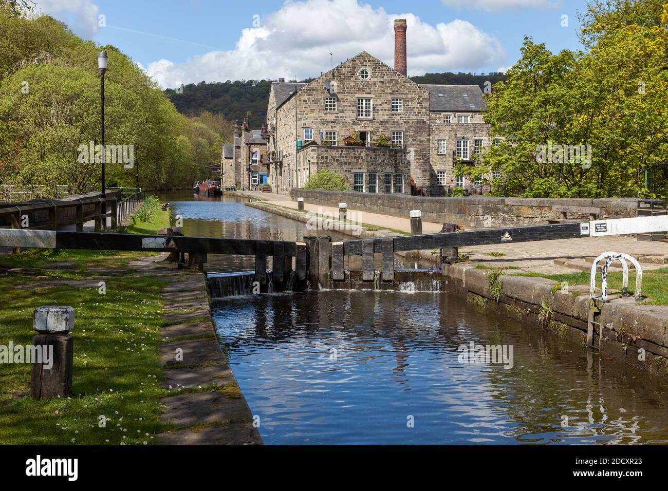 Old town hebden bridge hi-res stock photography and images - Alamy