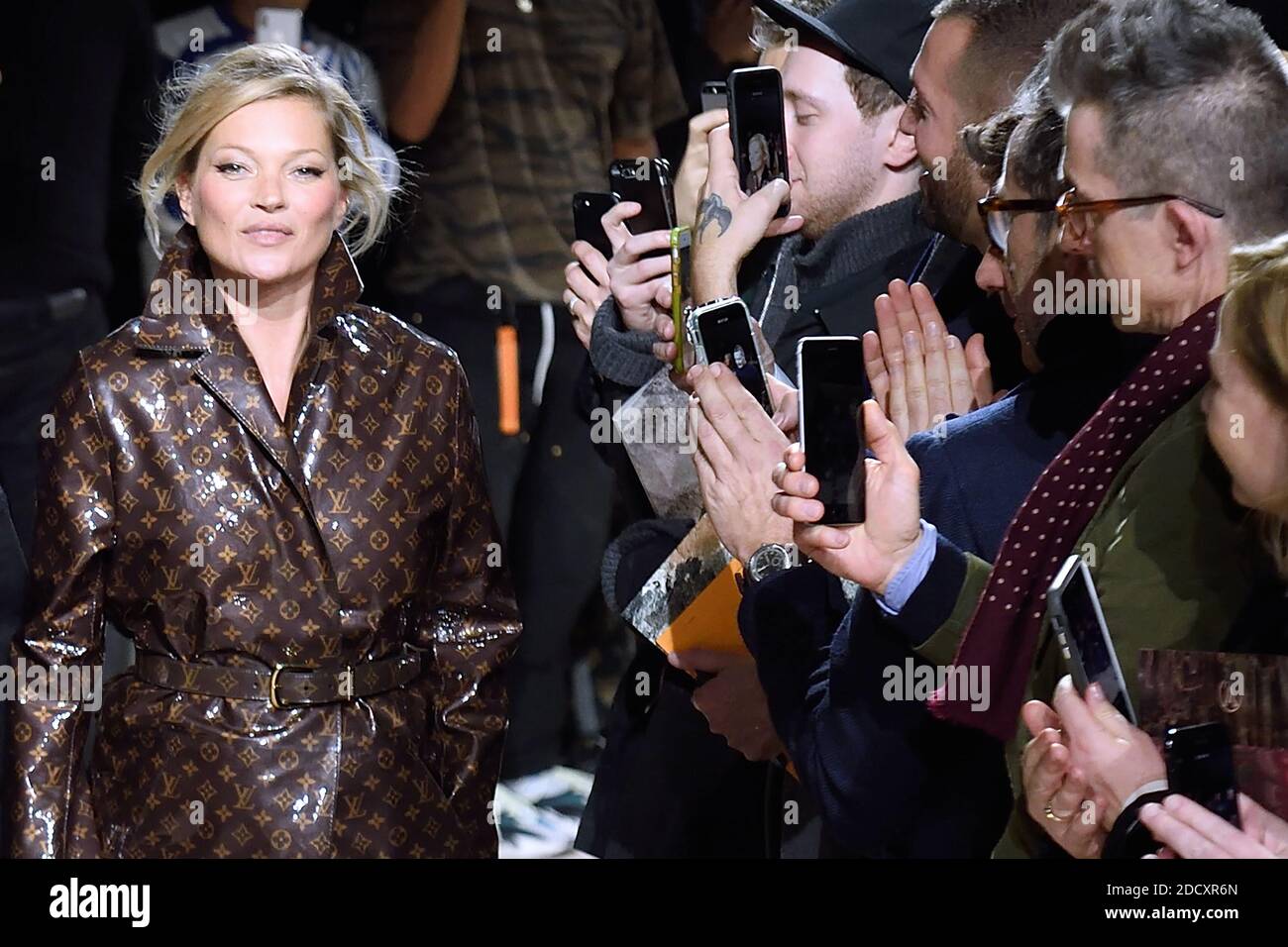 Kate moss runway hi-res stock photography and images - Alamy