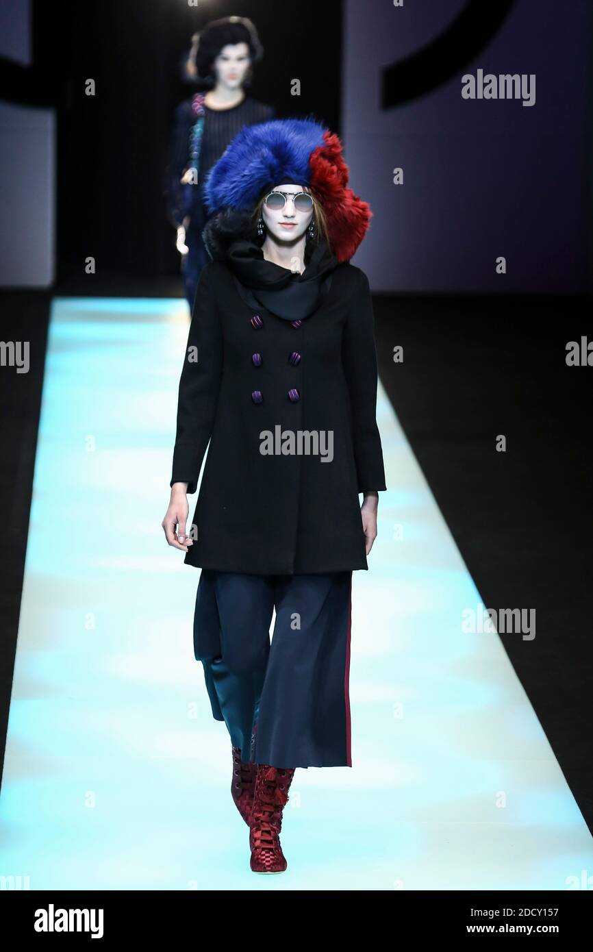 Runaway Model High Resolution Stock Photography and Images - Alamy