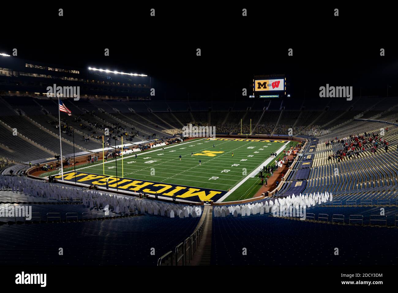 Michigan stadium big house hi-res stock photography and images - Alamy