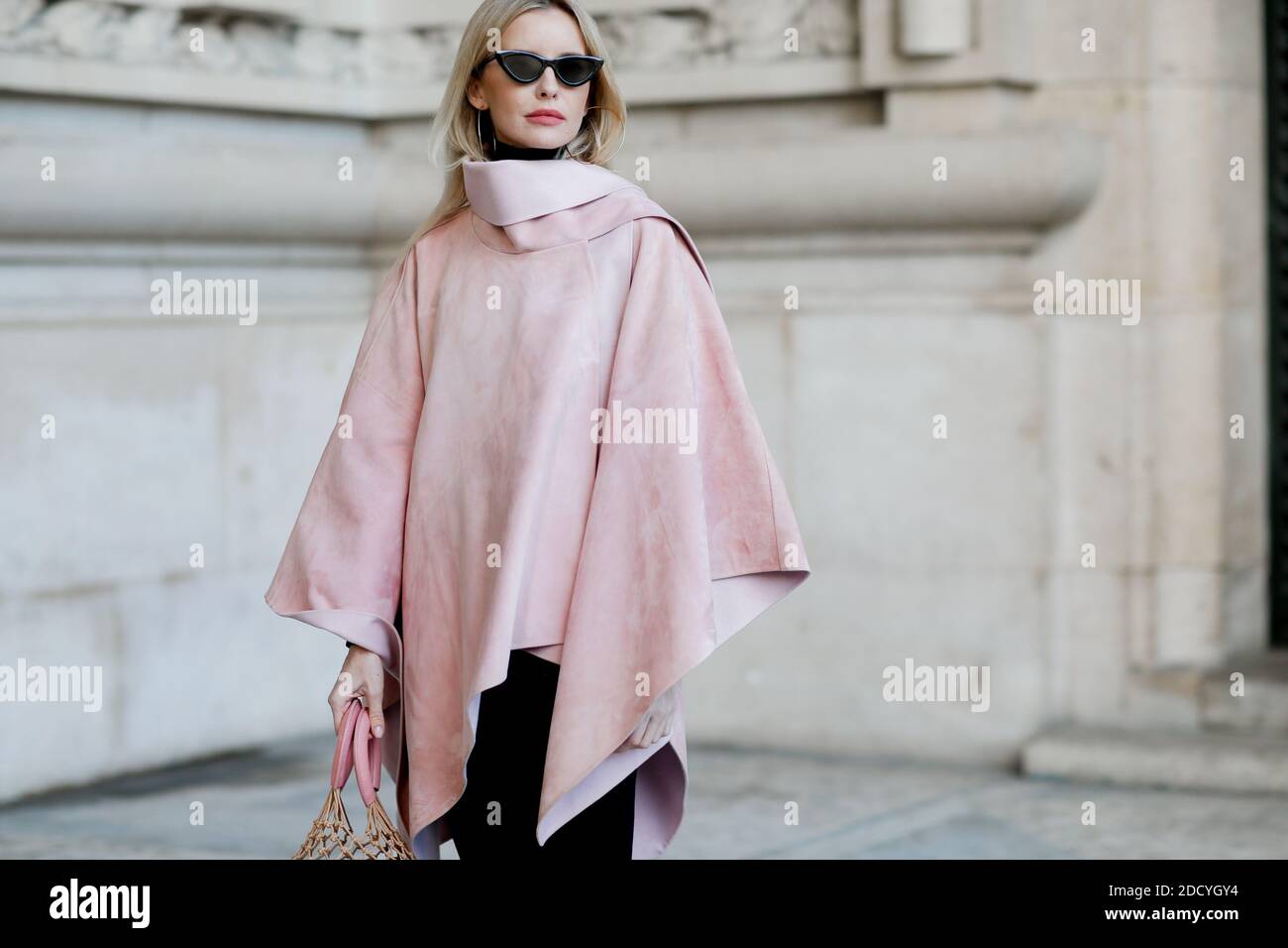 Street style, Natallia Yakimchyk (Natayakim) arriving at Elie Saab Fall ...