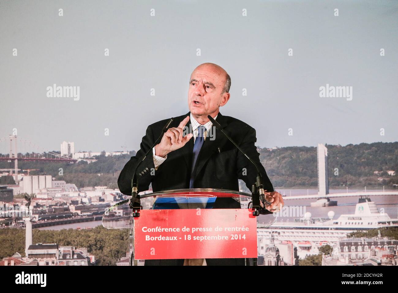 Alain Juppe , mayor of Bordeaux, delivers a speech at the Bordeaux's ...