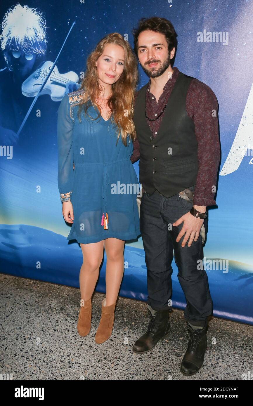 Roxanne Le Texier et son compagnon Sebastien Agius lors du photocall du ...