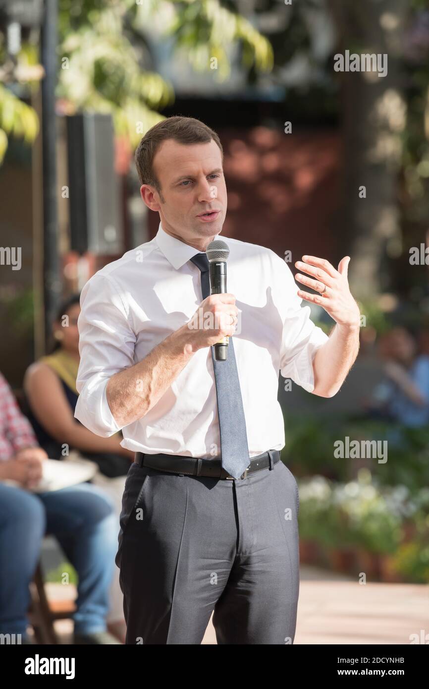French President Emmanuel Macron Macron talking with India's students ...