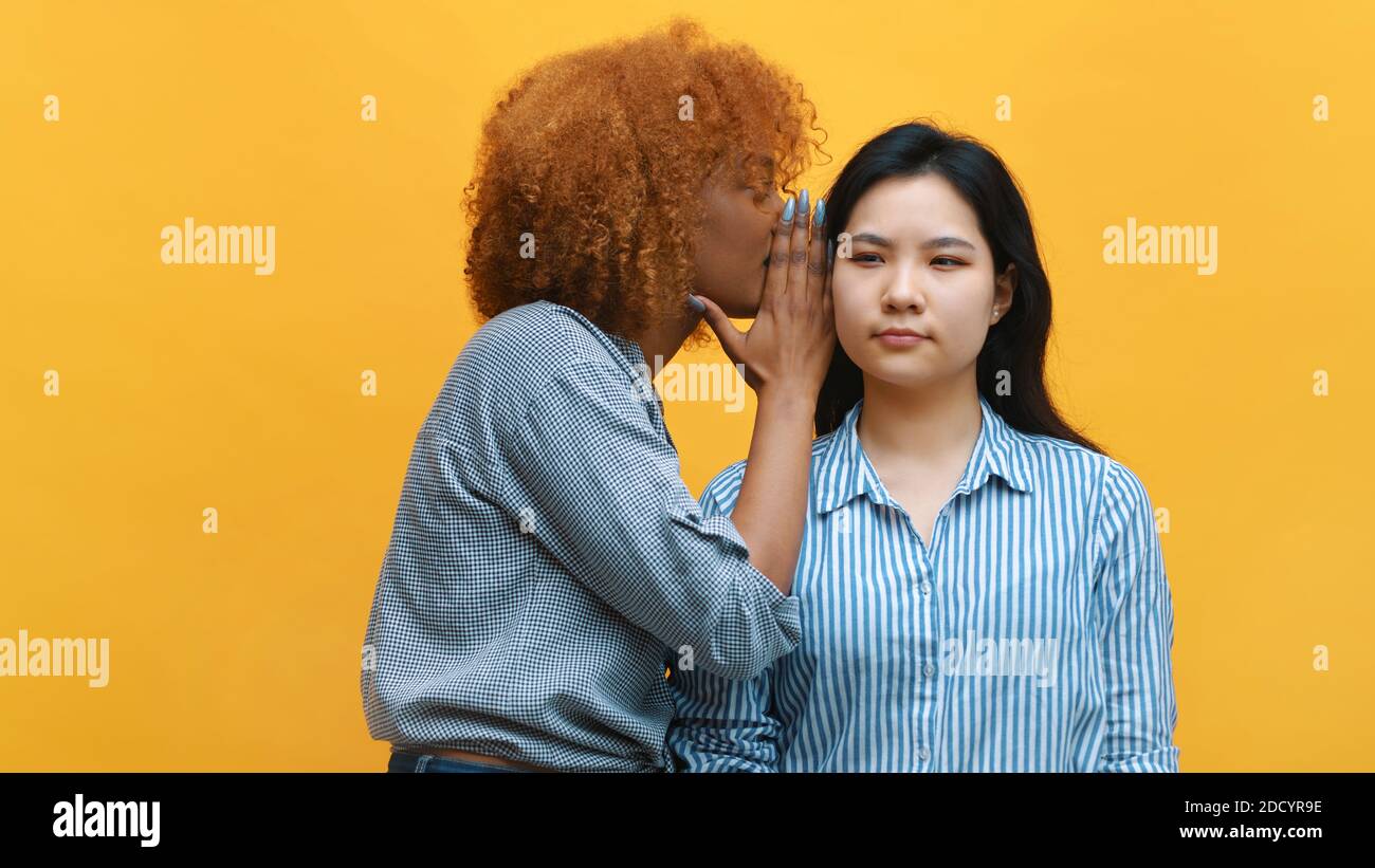 Women gossiping african american hi-res stock photography and images ...
