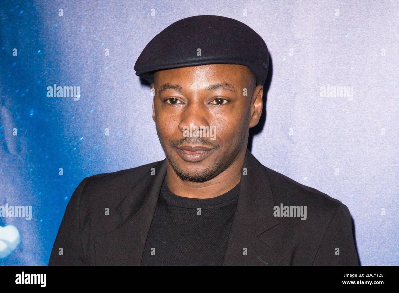 MC Solaar lors du photocall du spectacle 'BO le voyage musical' de ...