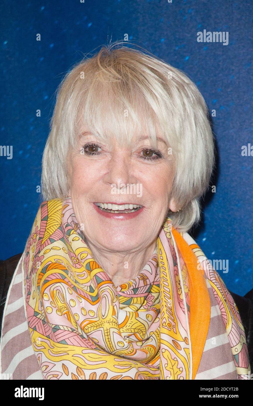 Alice Dona lors du photocall du spectacle 'BO le voyage musical' de ...