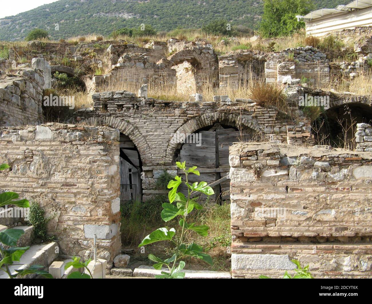 Roman architecture archeology world heritage site ancient city gods ...
