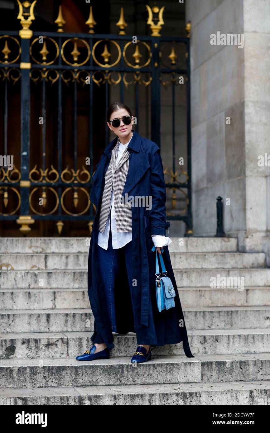 Street style, Darja Barannik arriving at Stella McCartney Fall-Winter ...