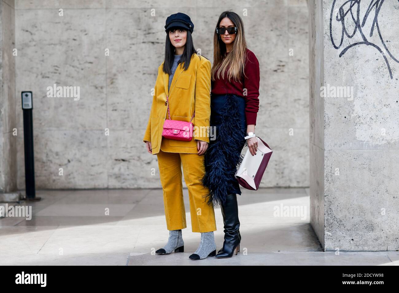 Street style, Laura Comolli and Elisa Taviti arriving at Giambattista ...